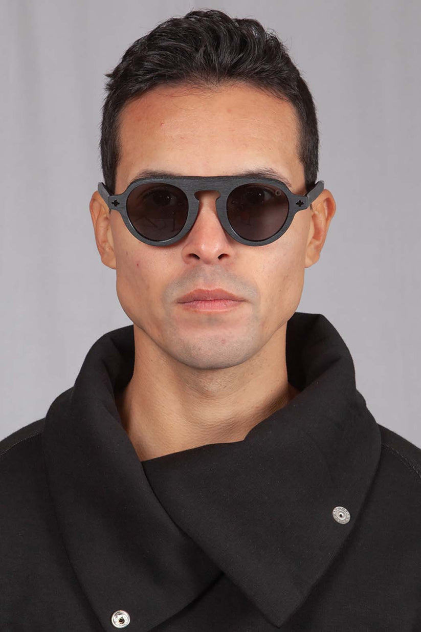 MOCKER Black – The Archive